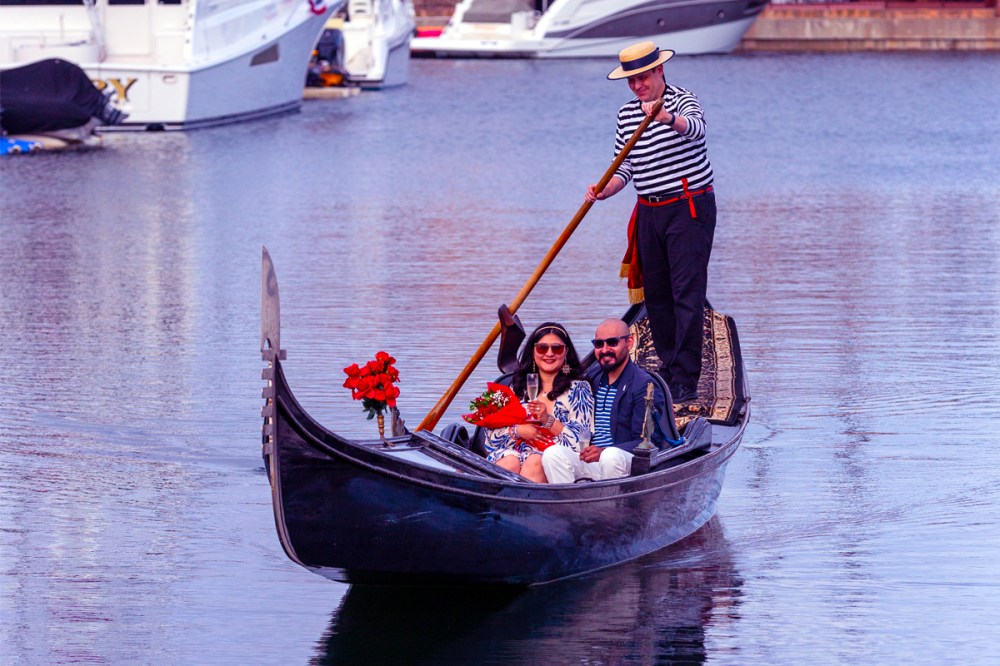 San Diego Honeymoon Guide | Romantic Gondola Rides & Hotels